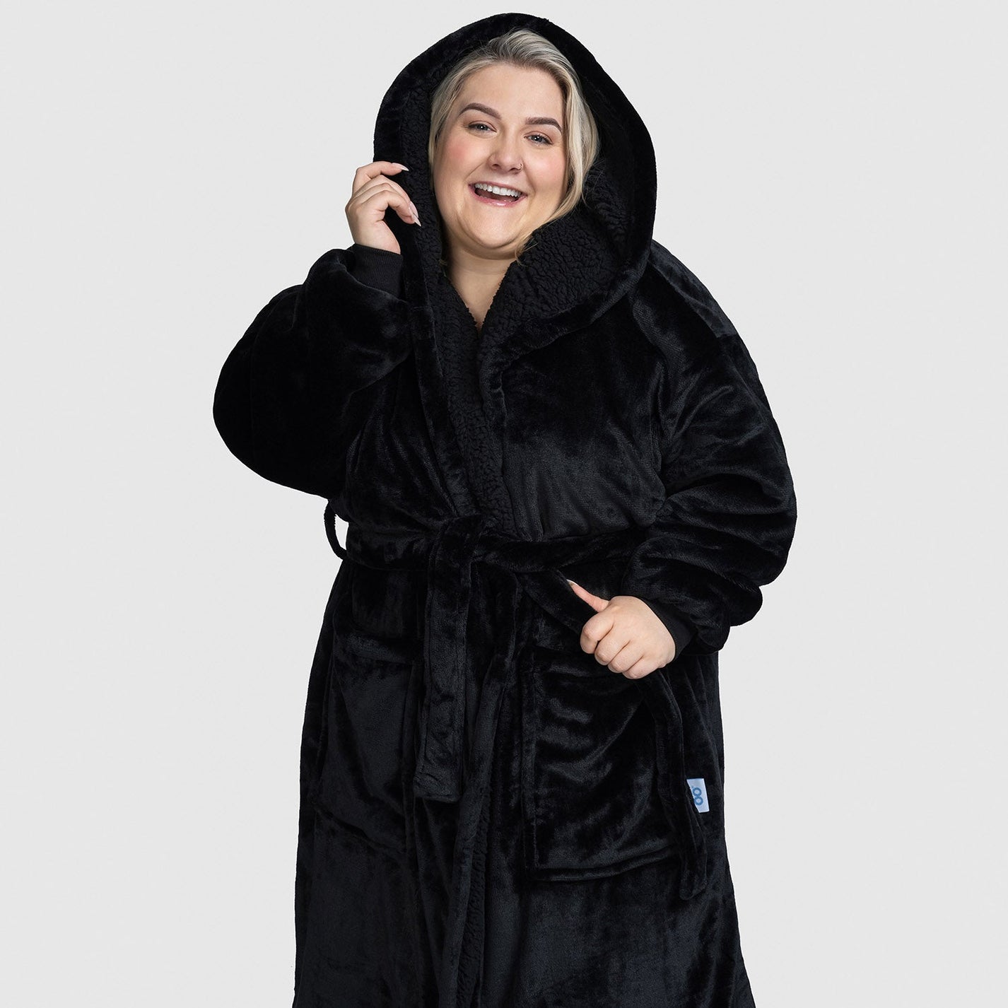 All Black Dressing Gown – The Oodie