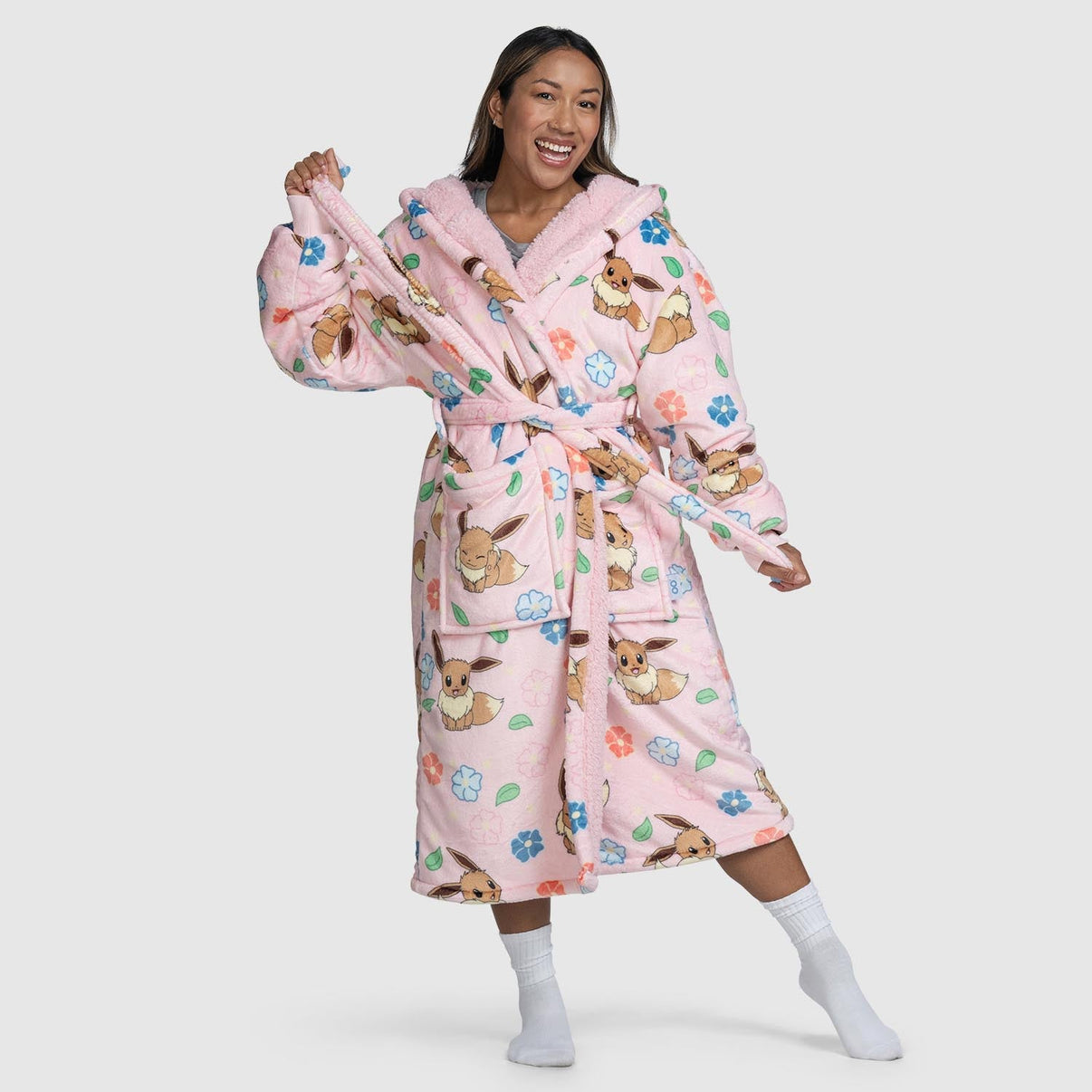Pokémon Eevee Flowers Dressing Gown Licensed – The Oodie