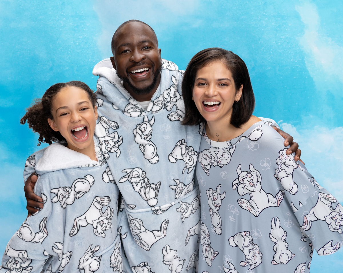 The Oodie | Oversized Wearable Blankets & Accessories