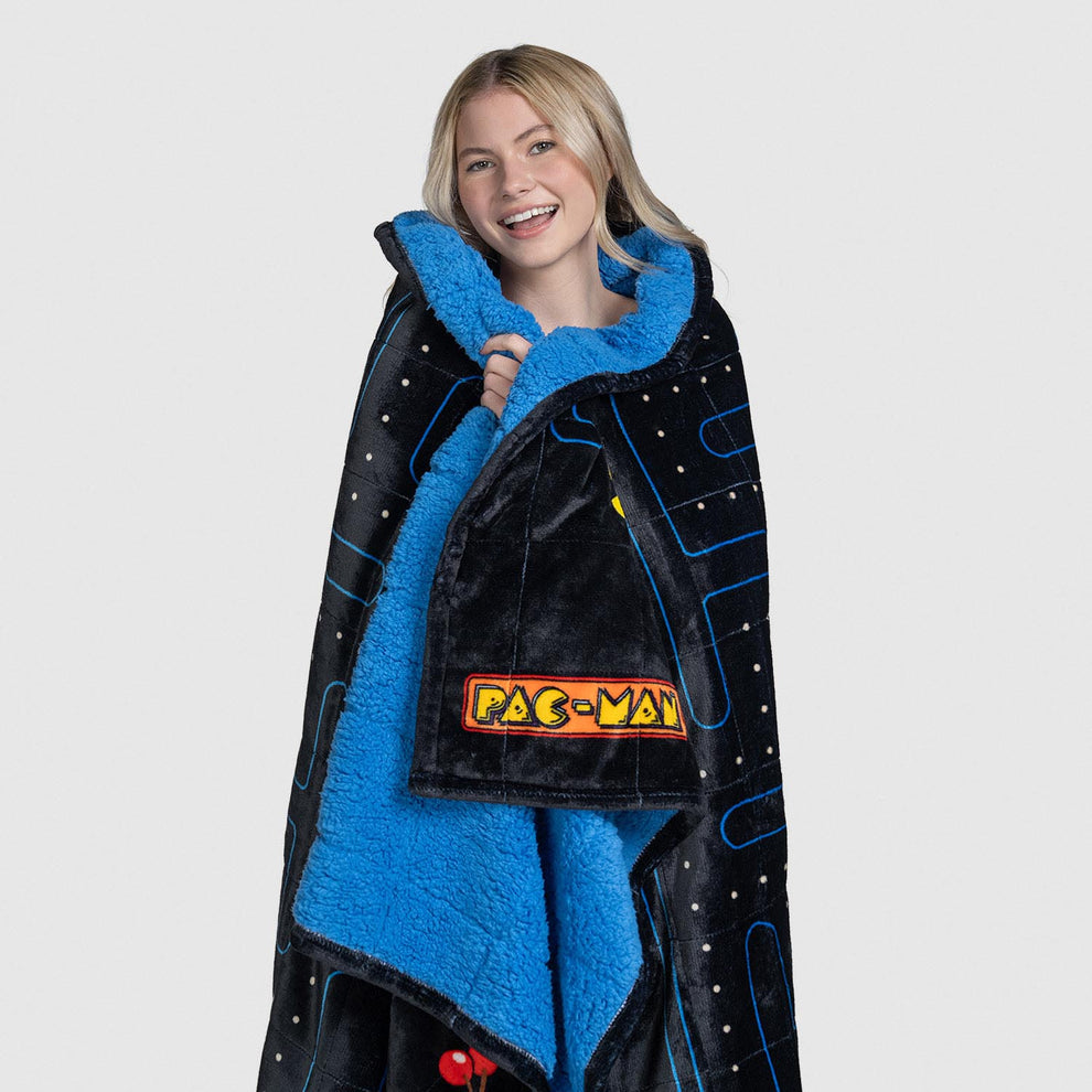 PAC-MAN Sherpa Blanket Licensed – The Oodie