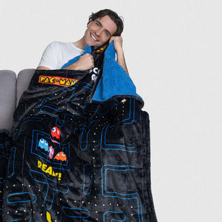 PAC-MAN Sherpa Blanket Licensed – The Oodie